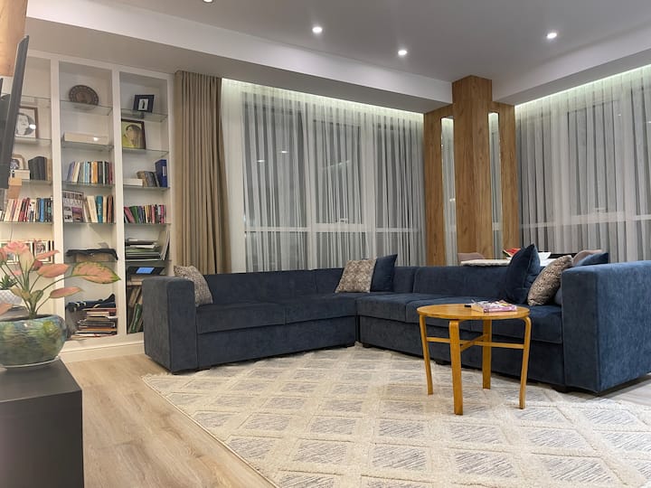 Spacious, Centrally Located Flat - Dushanbe