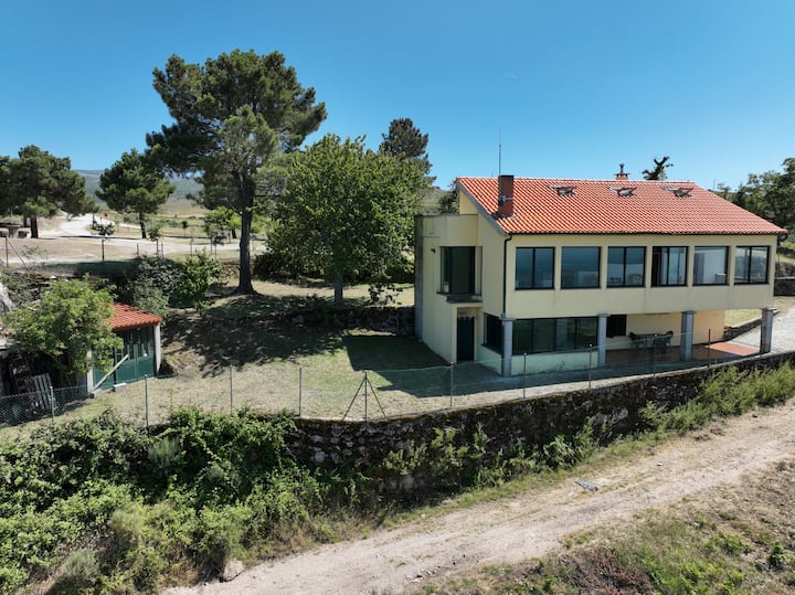 Casa Da Serra _ Sossego E Conforto (16 Hóspedes) - Loriga