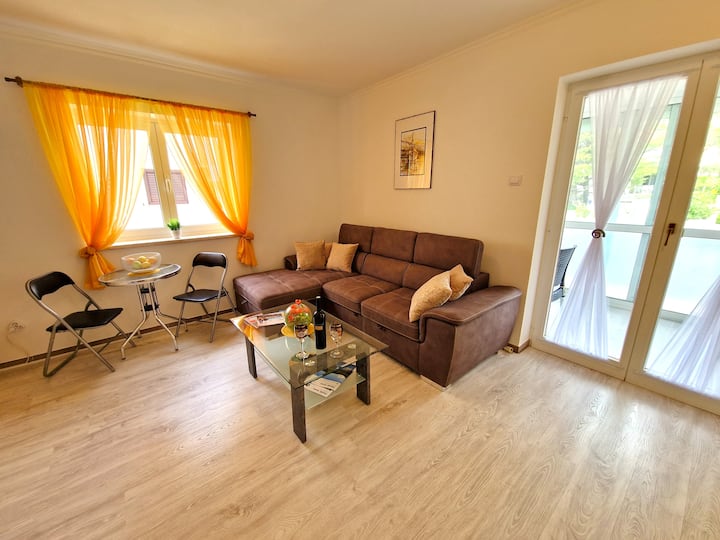 Cozy One-bedroom Apartment - Baška