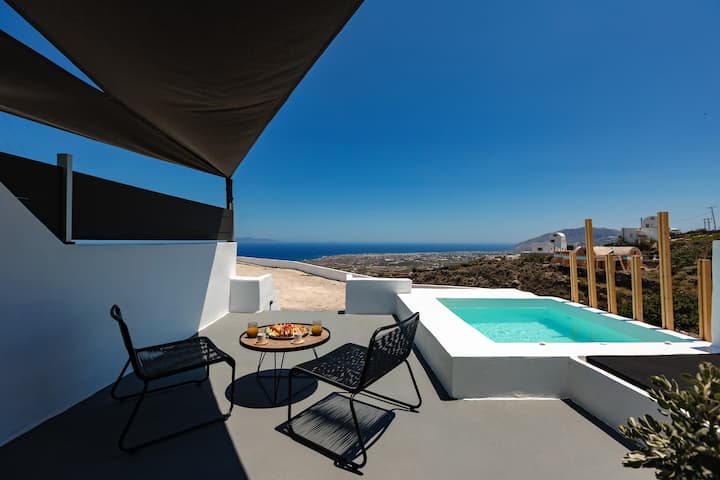 Lackos Luxury Suites - Astrid - Santorini