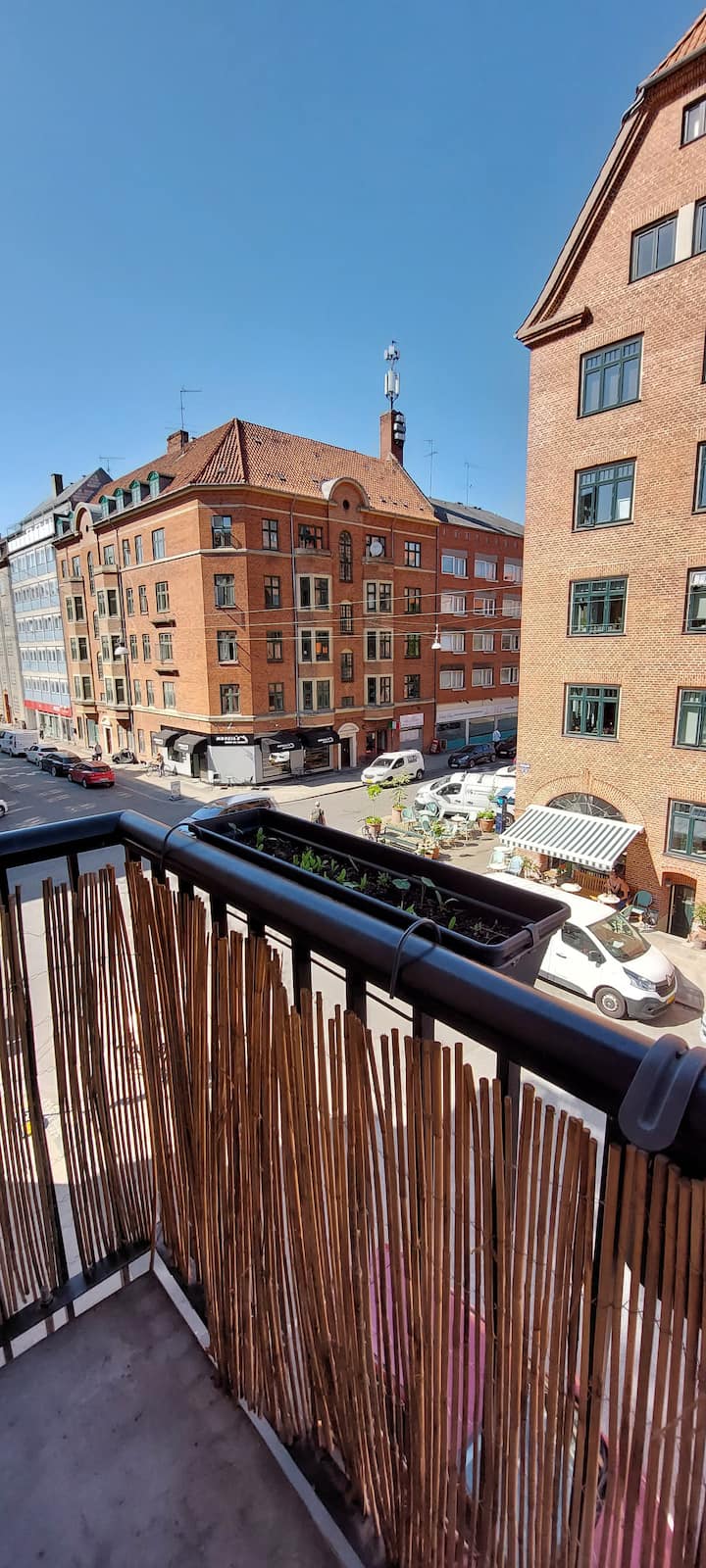 ÅNdehul Tæt På Vand Og Centrum - Copenhagen Airport (CPH)