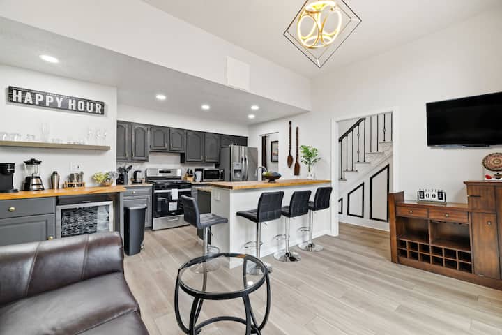 4br 2ba Perfect For Relaxation, 9 Mins To Downtown - Pittsburgh