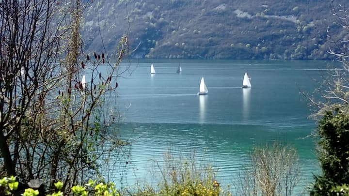 Face Au Lac Et Côté Montagne Chambre Vue Lac - Aix-les-Bains