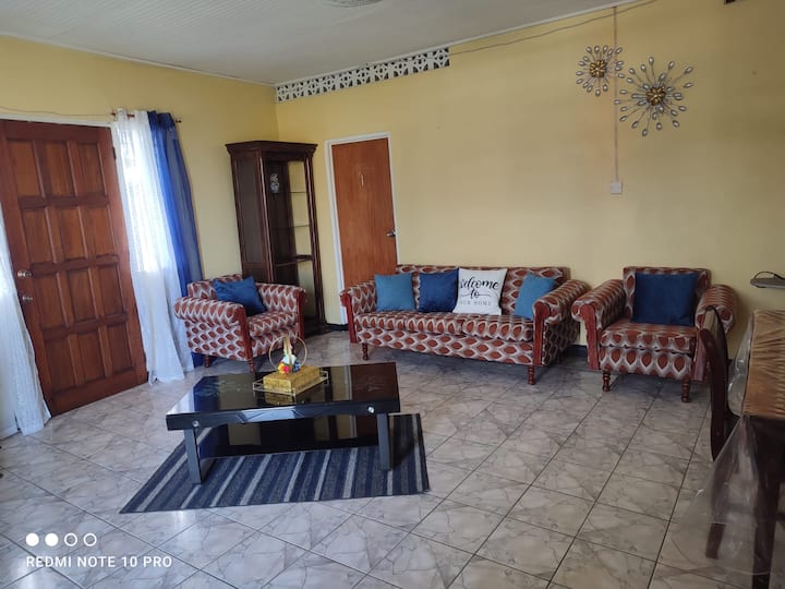 Jireh Sea Side Guest House - Dominique