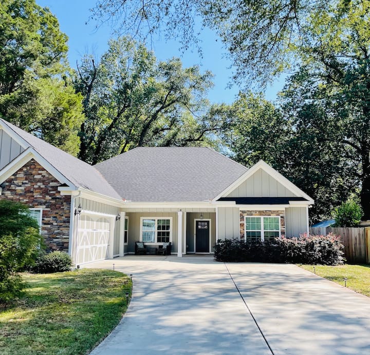 Welcome To Oasis: Smart Luxury & Ultimate Comfort! - Columbus, GA