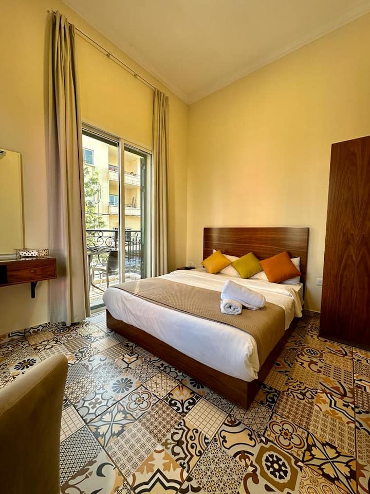 Mar Mkhayel Studios - 24/7 Electricity 112 Double - Beirut