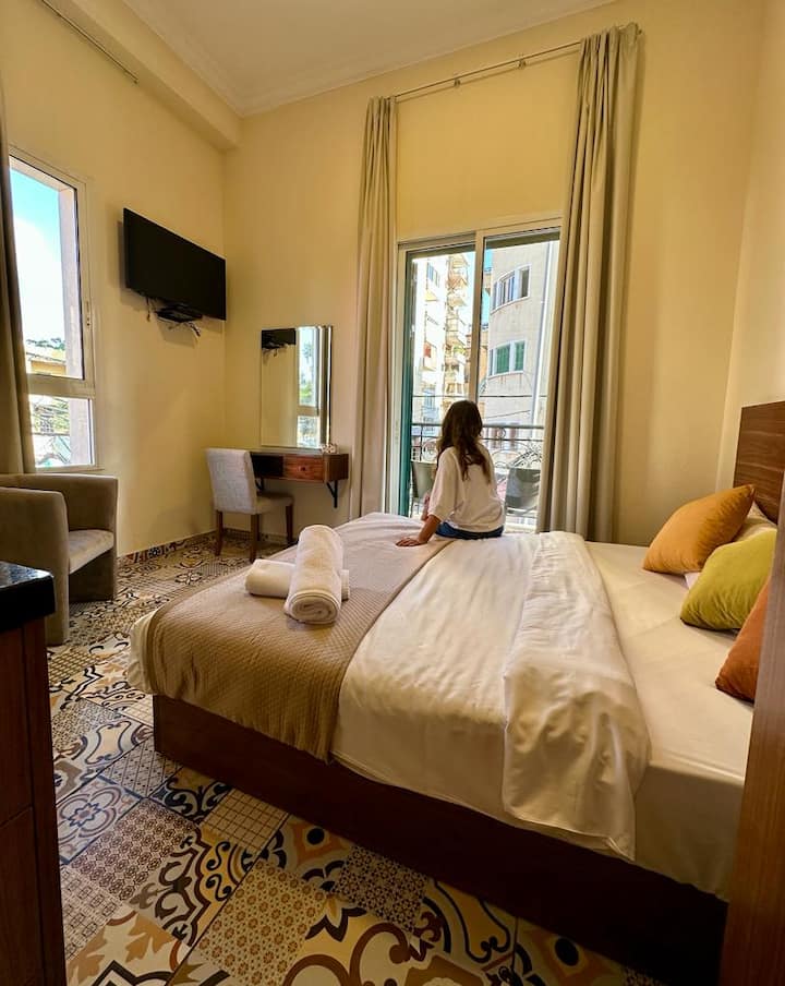 Mar Mkhayel Studios - 24/7 Electricity 112 Double - Beirut