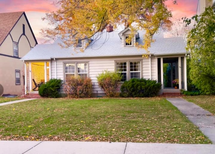 Charming Downtown Duplex - Billings, MT