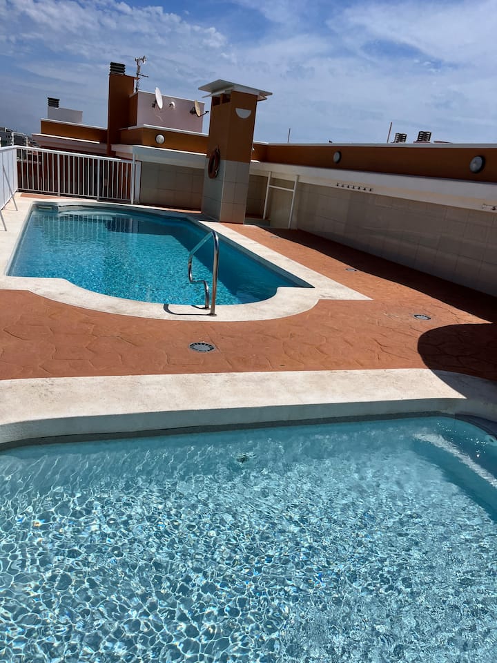Piso De 2 Habitaciones Con Terraza Y Vista Al Mar - Moncófar
