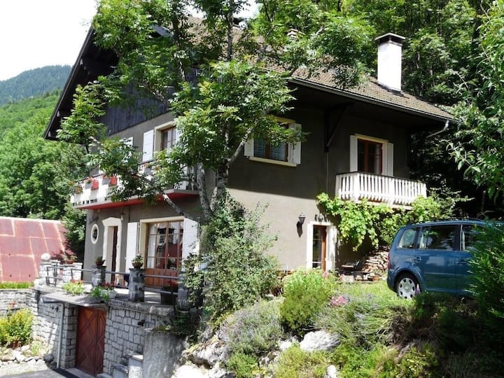 Maison Samoens Ensoleillée 5 Chambres - Morillon