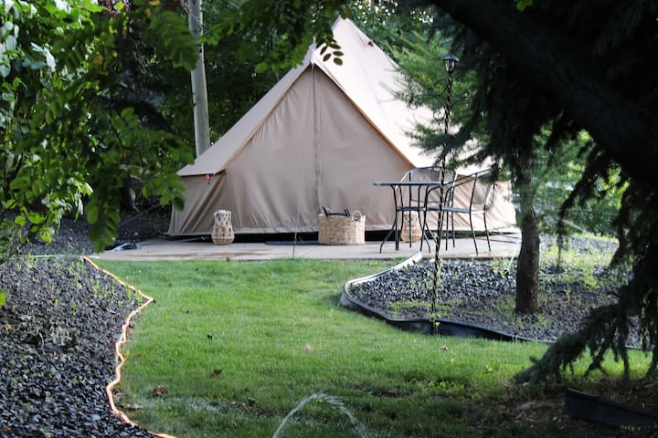 The Orchard Yurt At Doodlevines - Yakima, WA