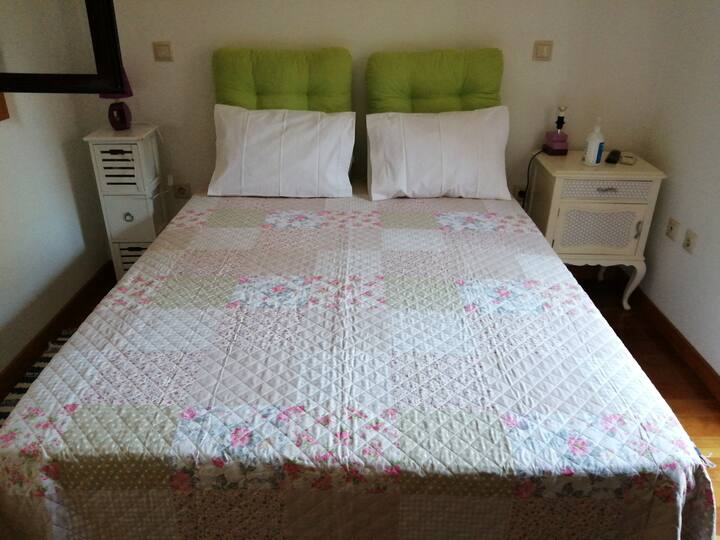 Vianashome - Quarto Do Palheiro: Triplo - Amarante