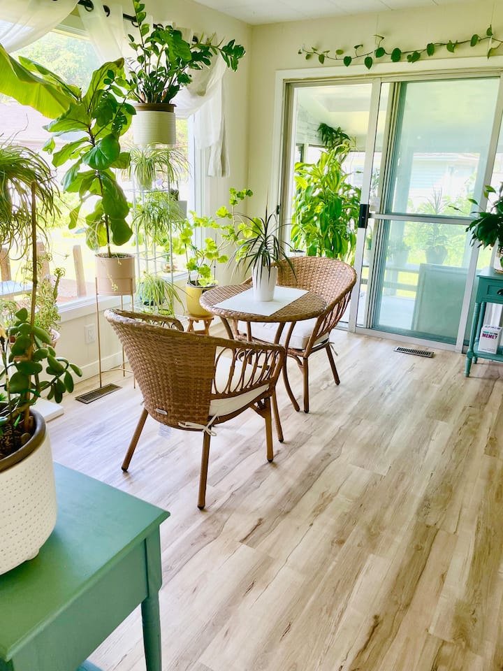 Green/eco House - Regina