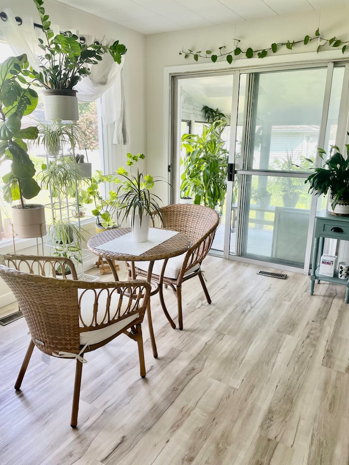 Green/eco House - Regina