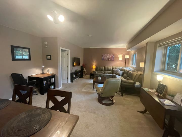 Cherry Tree Hideaway - Corvallis, OR