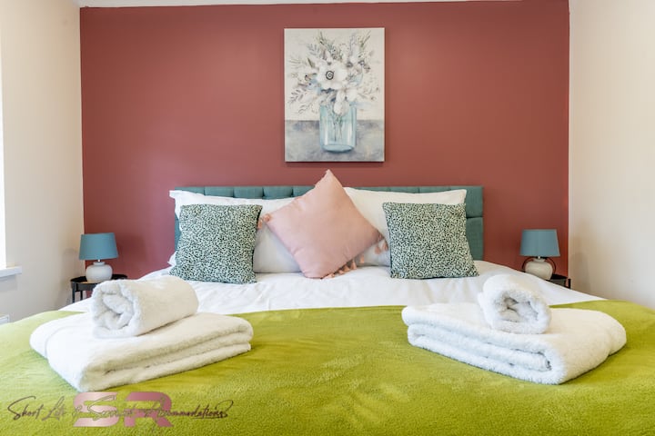 Elegant 1-br | Sleeps4 | Contractors Stay | Wi-fi - Hayes