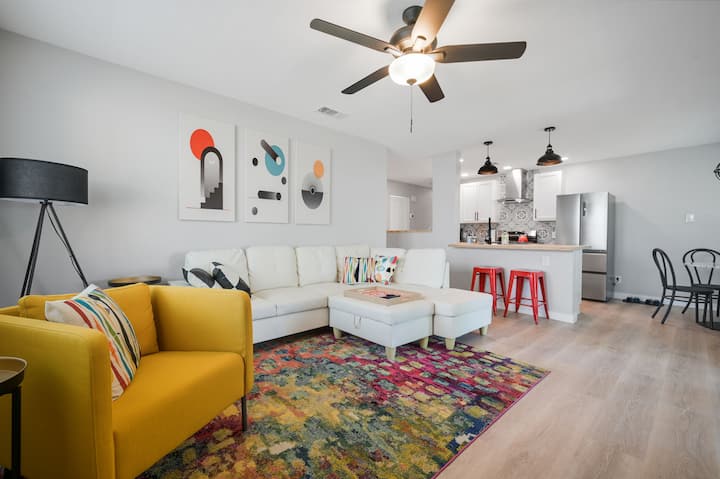 Super Cute 3/2 House With Yard - Great Location! - Round Rock, TX