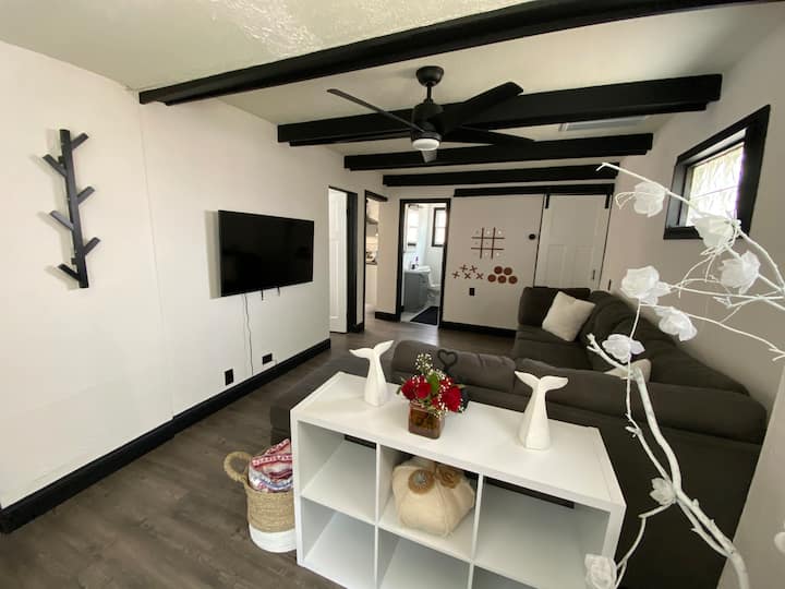 Midway Cozy Guest House (Back House) - New City - Chicago