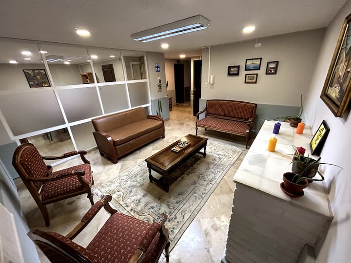 Tu Hogar En Quito Cerca De Parada Del Metro - Quito
