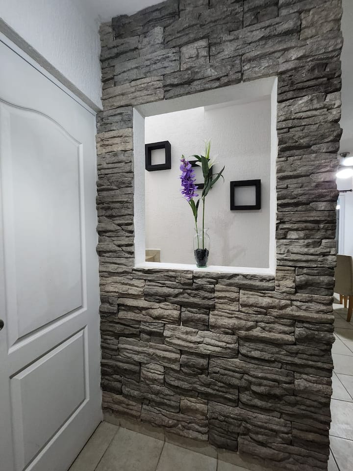 Hermosa Casa En Jardines Cancún - Cancún