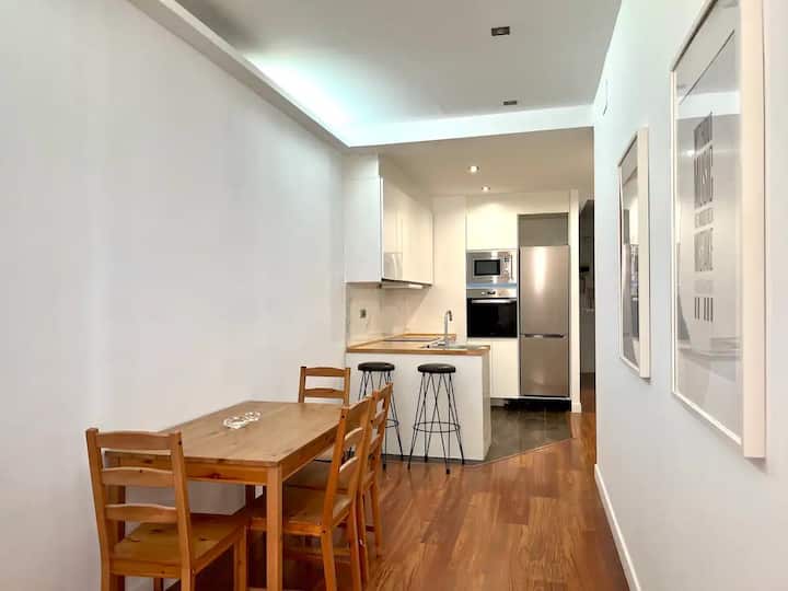 Lovely 2bd Flat 5 Mins From Plaça Catalunya - Barcelona
