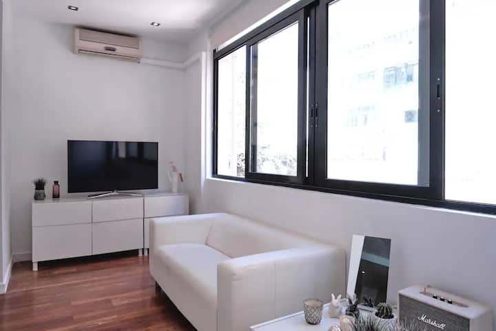 Lovely 2bd Flat 5 Mins From Plaça Catalunya - Barcelona