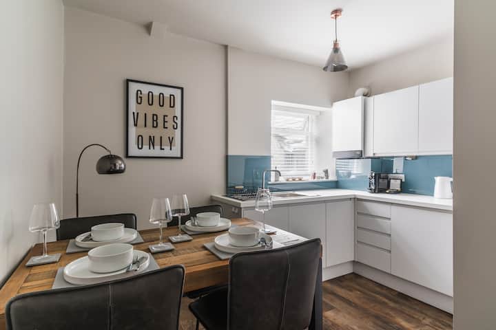 Doodle Den, Restful In A Fantastic Location - Kendal