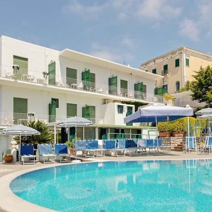 Casa Della Frutta-centro-piscina - Anacapri