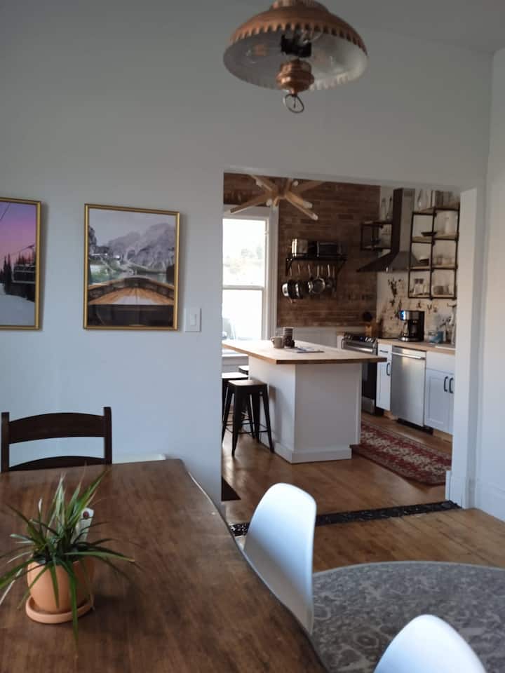 Beautiful Renovated 3 Bedroom | Central Located - Idaho Springs, CO