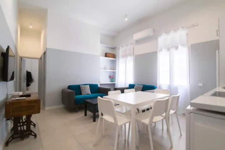 Modern And Luminous In Malasaña 3 Beds / 2 Baths - Madrid