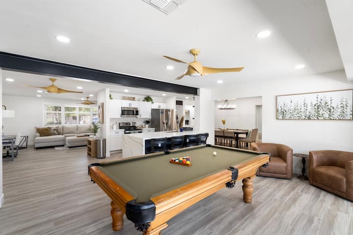 Luxurious Cascada Oasis ~ Cozy ~ Games ~ King Beds - Buckeye, AZ