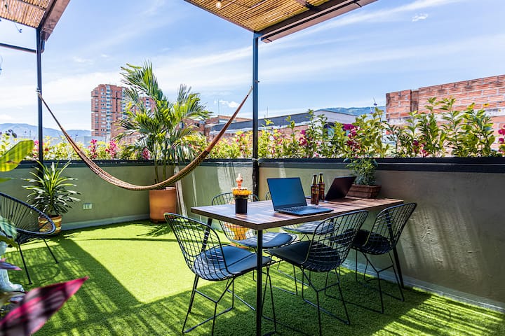 Colibri Laureles - Big Hottub, 5 Br, Green Terrace - Medellín, Colombia