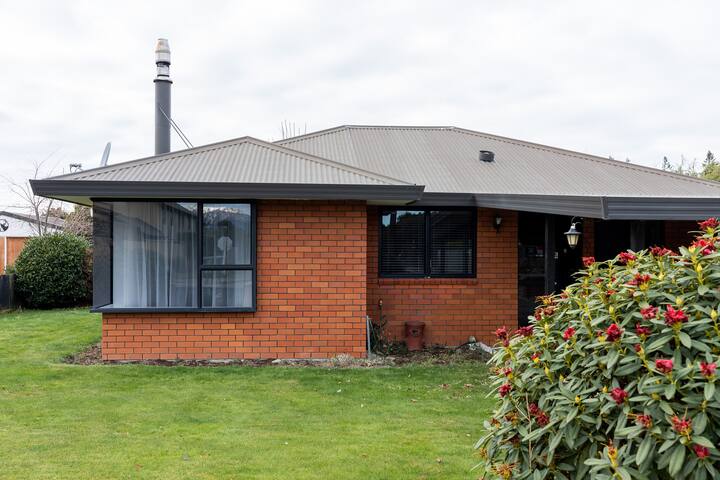 Cute As A Button! Sky Tv, Wifi, Great Location - Methven