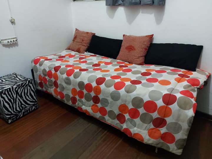 Quarto 1.5 Puc-minas , Expominas. - Belo Horizonte