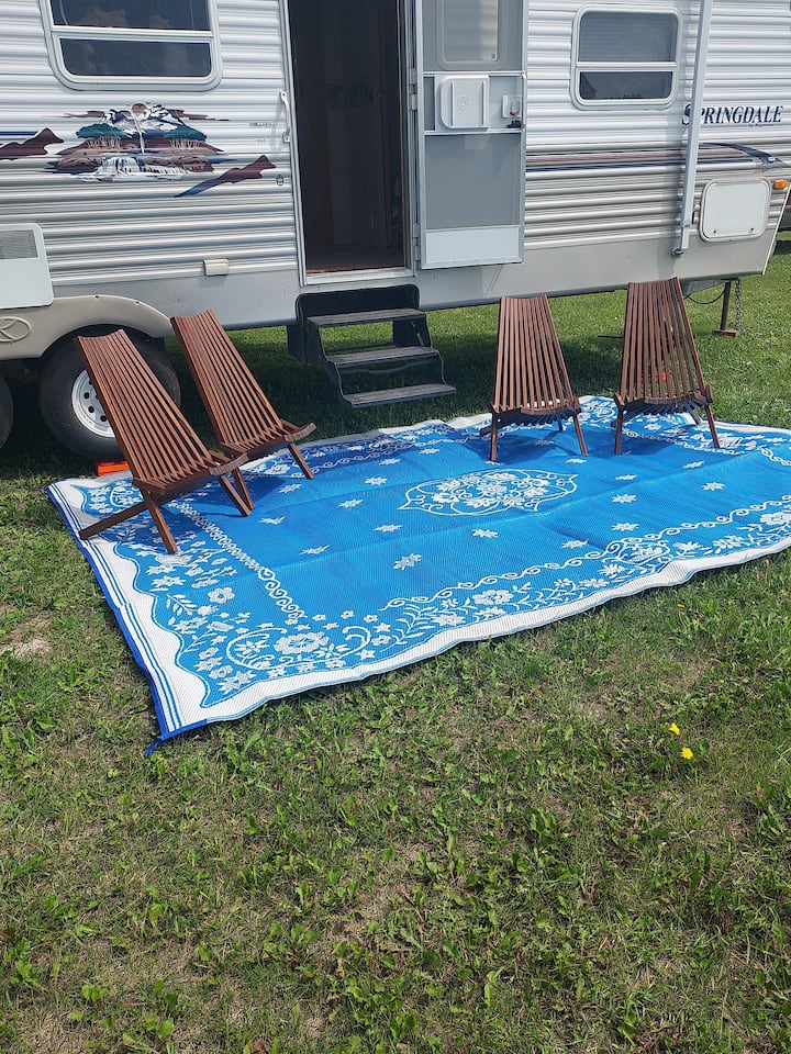 Creekside Camp - Kalispell, MT