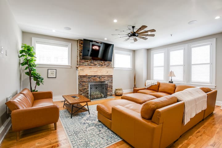 Historic Home Next To Vmfa I Large Group Stays - Richmond, VA