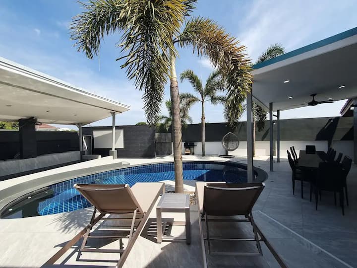 Villa Nikita 7 Bedrooms In Rawai - Thailand