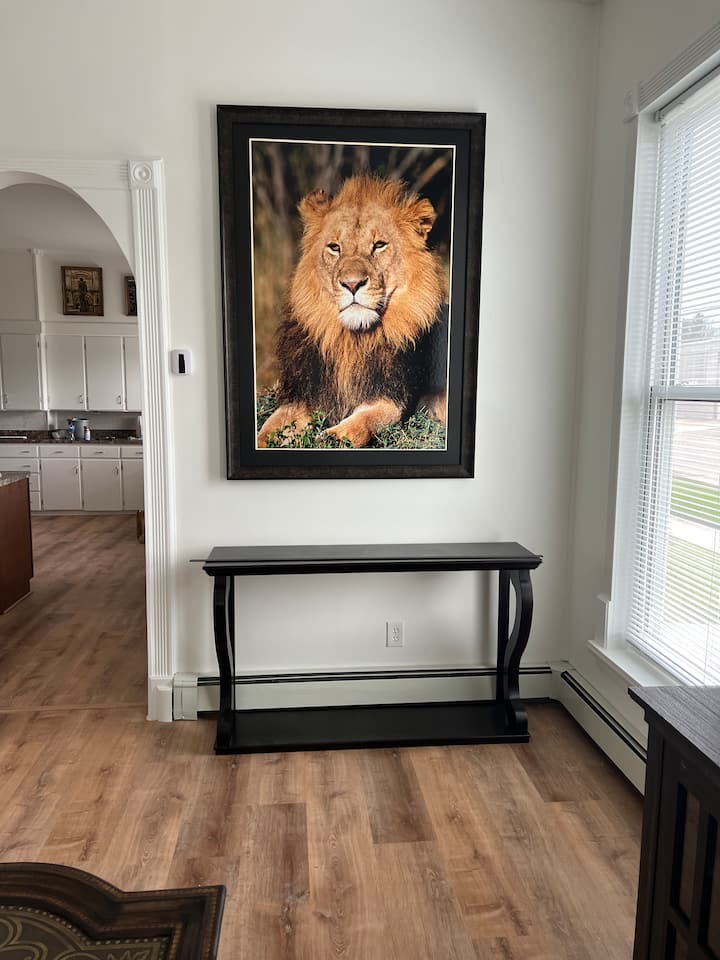 The Safari Apartment - 3 Night Minimum Stay - Cheboygan, MI