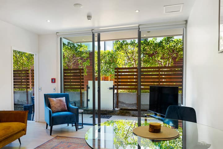 Charming One-bedroom Apartment In Wynyard Quarter - Auckland