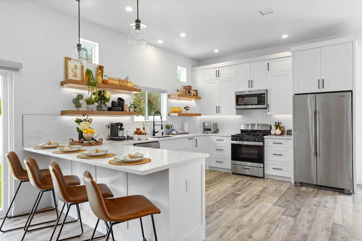 New! Modern Urban Oasis 2bdrm/2ba - National City, CA