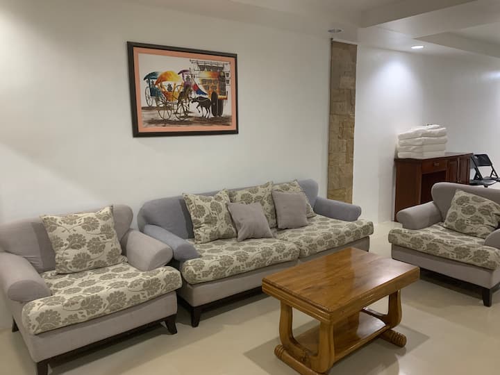 Groundfloor 2bedrooms Units W Kitchen  For Groups - Malay