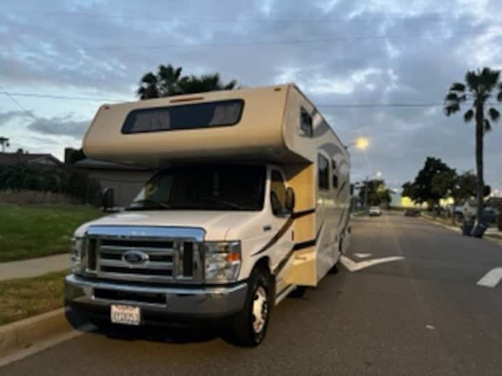 2017 Coachmen Rv - Drive Me 2 Ur Fav Destination! - Inglewood, CA