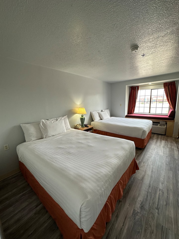 Newly Renovated, Pets Allowed - Gallup, NM