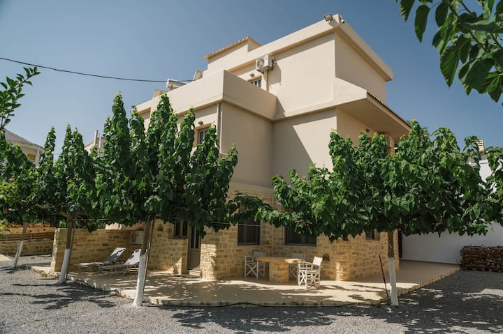 Apartment Mythos - Pitsidia
