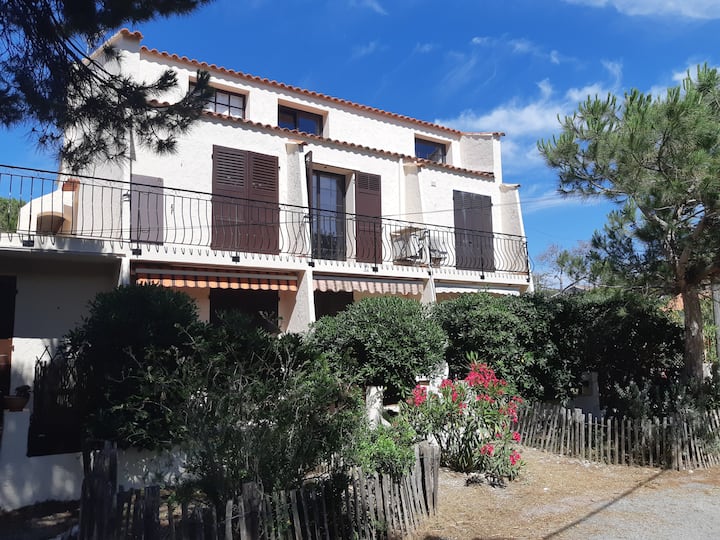 Studio à 50 Mètres De La Plage De La Capte - Hyères