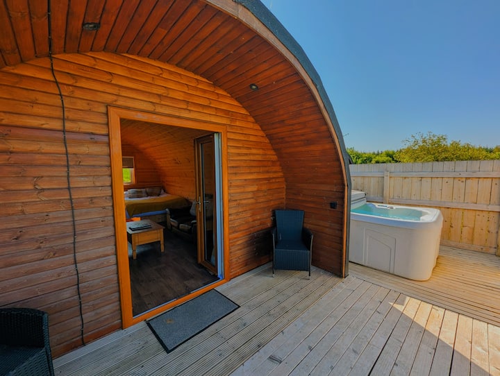 Pondside Pod With Hottub 2 - Fife