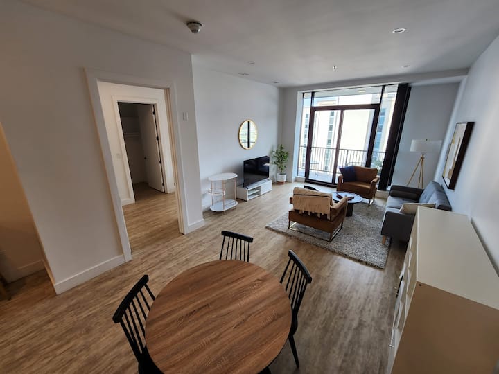 704 - 3 Bedroom Apt In Luxury Amenity Building - Syracuse, NY