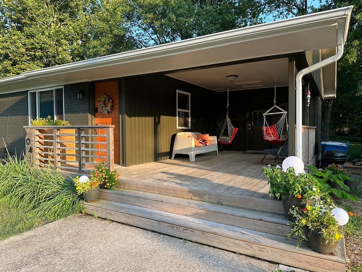 Downtown Digs - Bentonville, AR