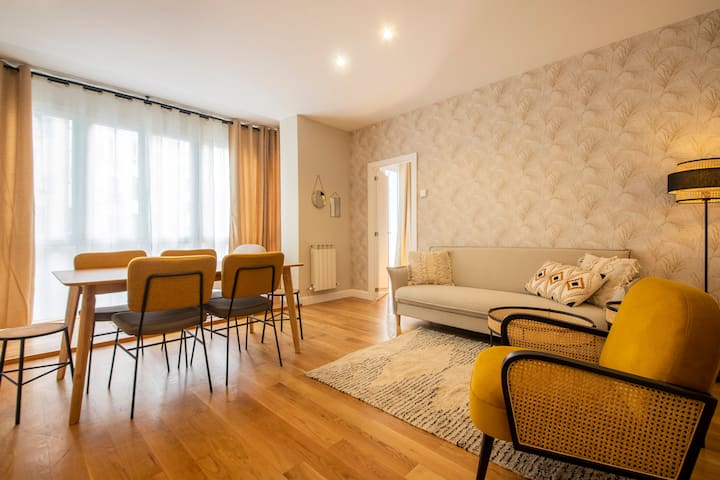 Lujo Y Comodidad: Tu Refugio Con Estilo Y Amplitud - Donostia-San Sebastian