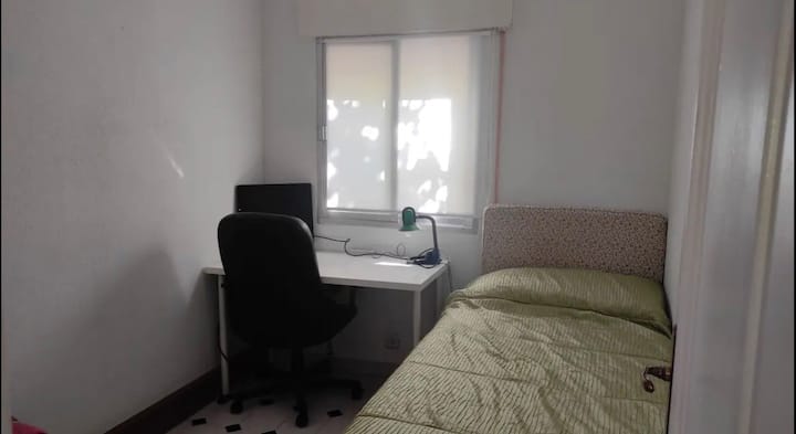 Habitación(o Habitaciones) Cerca Del Centro - Móstoles